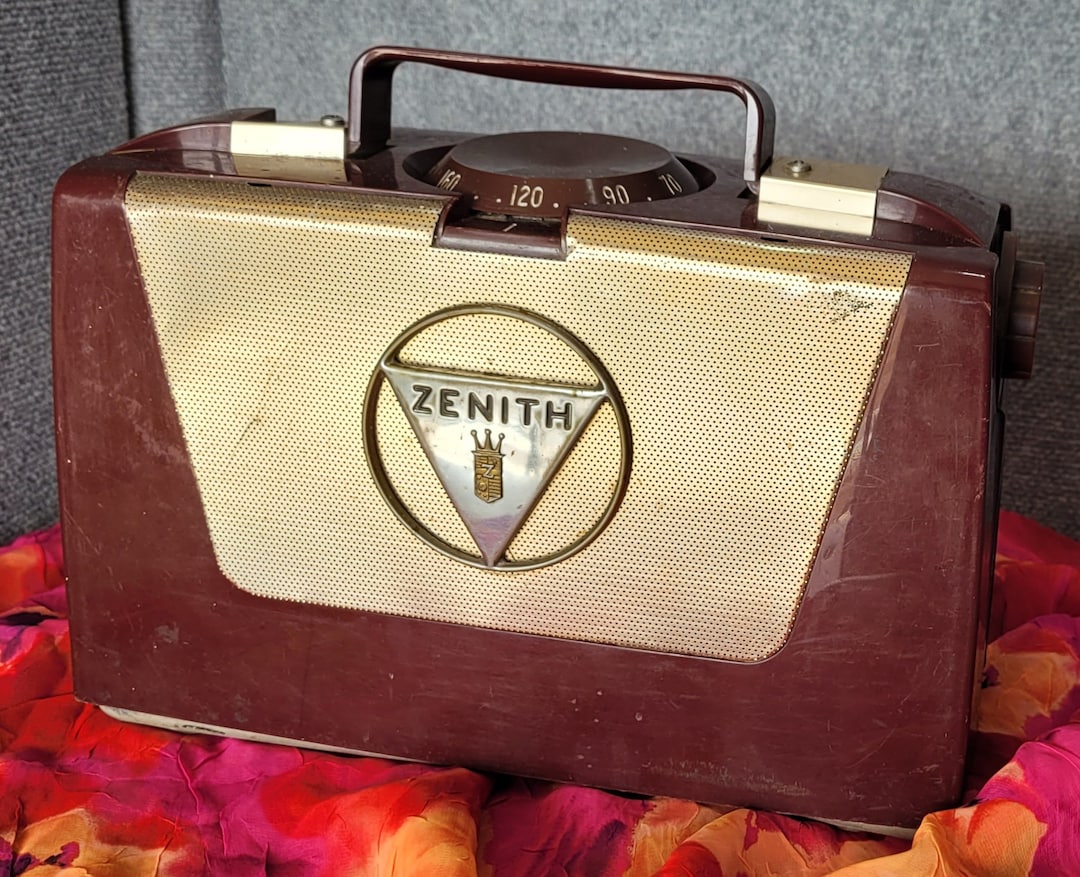 1953 Zenith Wave Magnet Tabletop Radio: Burgundy Red Model M505 - Etsy