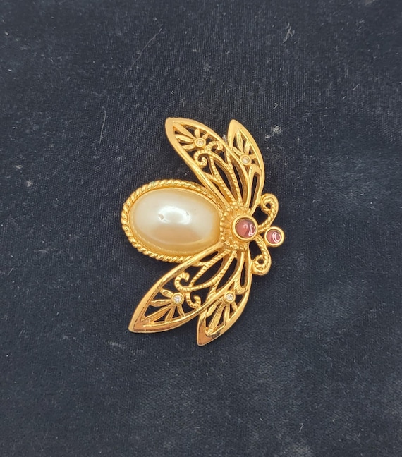 1970s Avon Bee Brooch: Faux Pearl Belly, Purple Rhine… - Gem