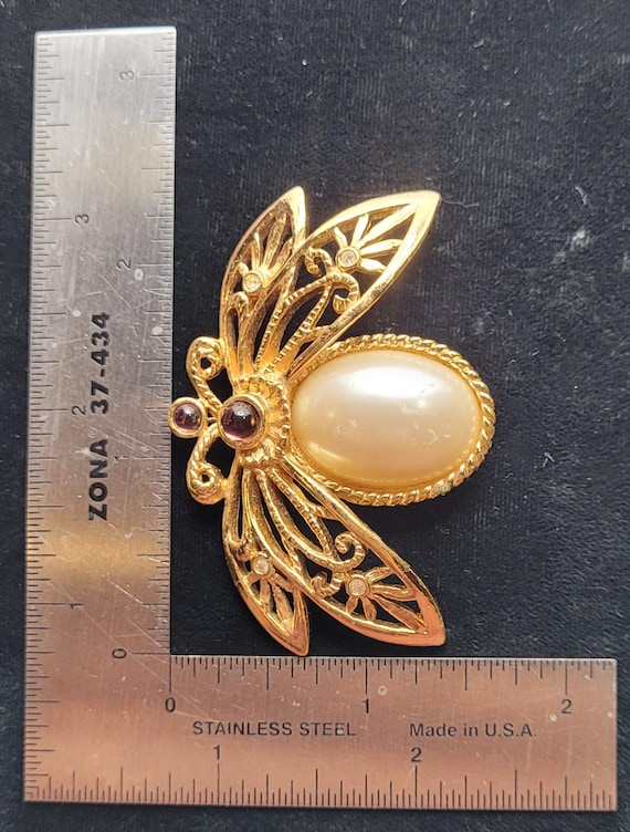 1970s Avon Bee Brooch: Faux Pearl Belly, Purple Rhine… - Gem
