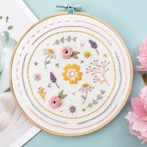 Beginner Embroidery Flower PDF Pattern, Basic Stitches Tutorial,+video ...