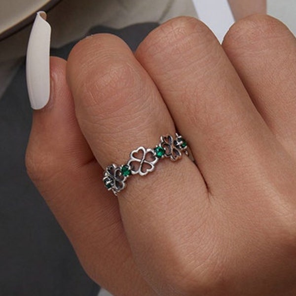Clover Ring - Etsy