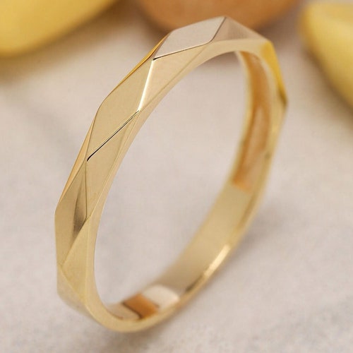 14k Solid Gold Vintage Patterned Band Ring Geometric Faceted | Etsy