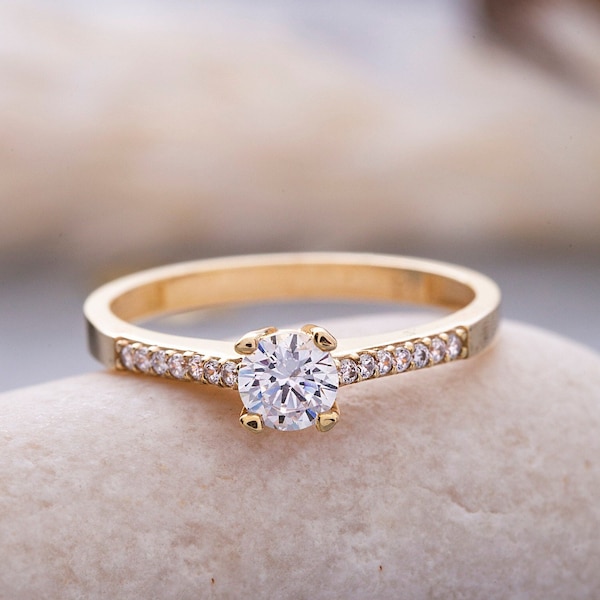 Solitaire Ring - Etsy