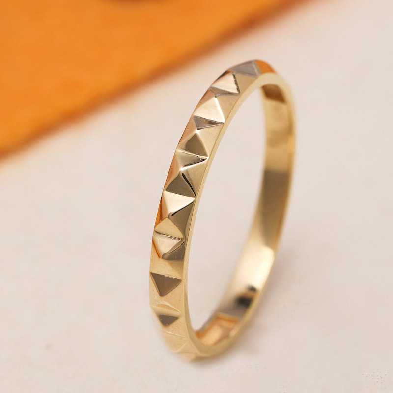 Pyramid Ring - Etsy UK