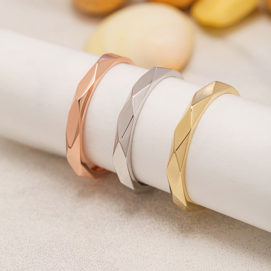 14k Solid Gold Vintage Patterned Band Ring Geometric Faceted | Etsy