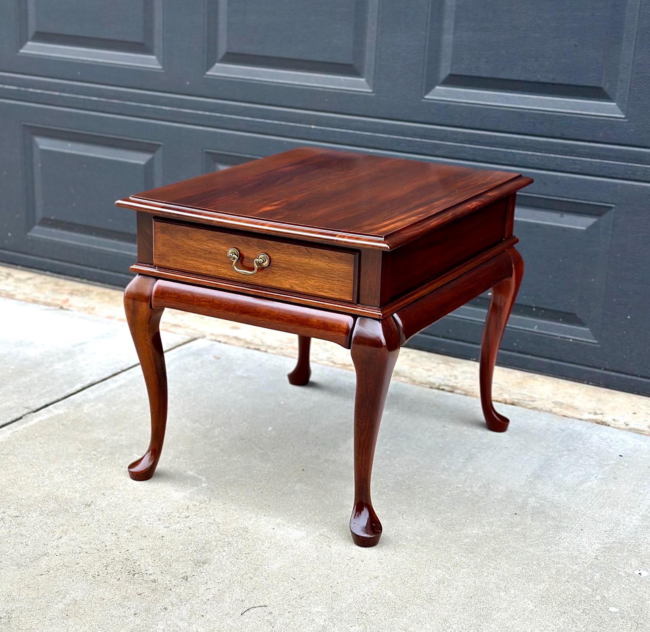 Vintage Cherry Queen Anne End Table - Etsy