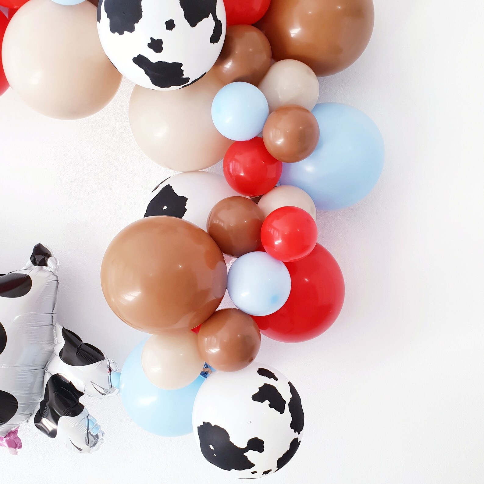 Barnyard Balloon Garland Cowboy Balloon Garland Holy Cow - Etsy