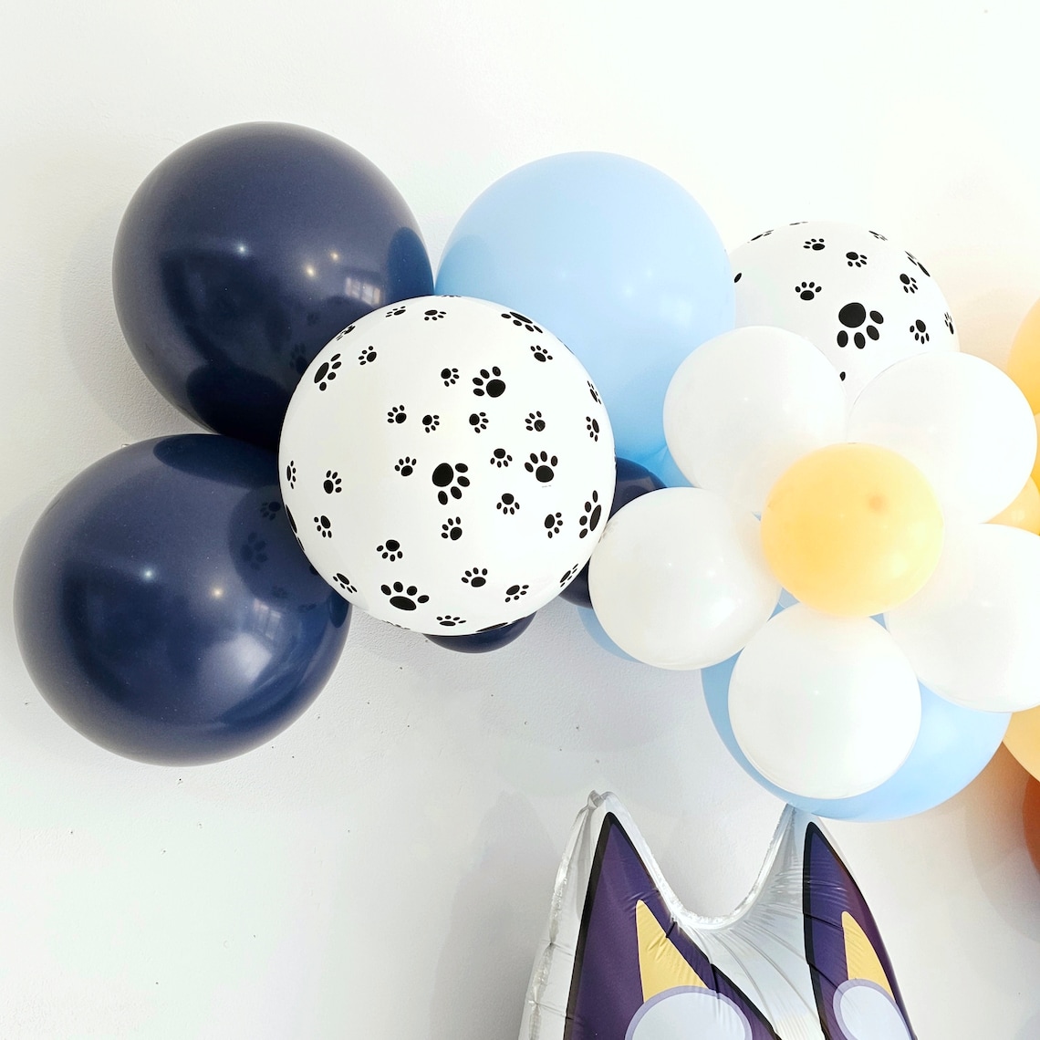 Bluey Balloon Garland, Bluey Birthday Decorations, Bluey Balloon Arch ...
