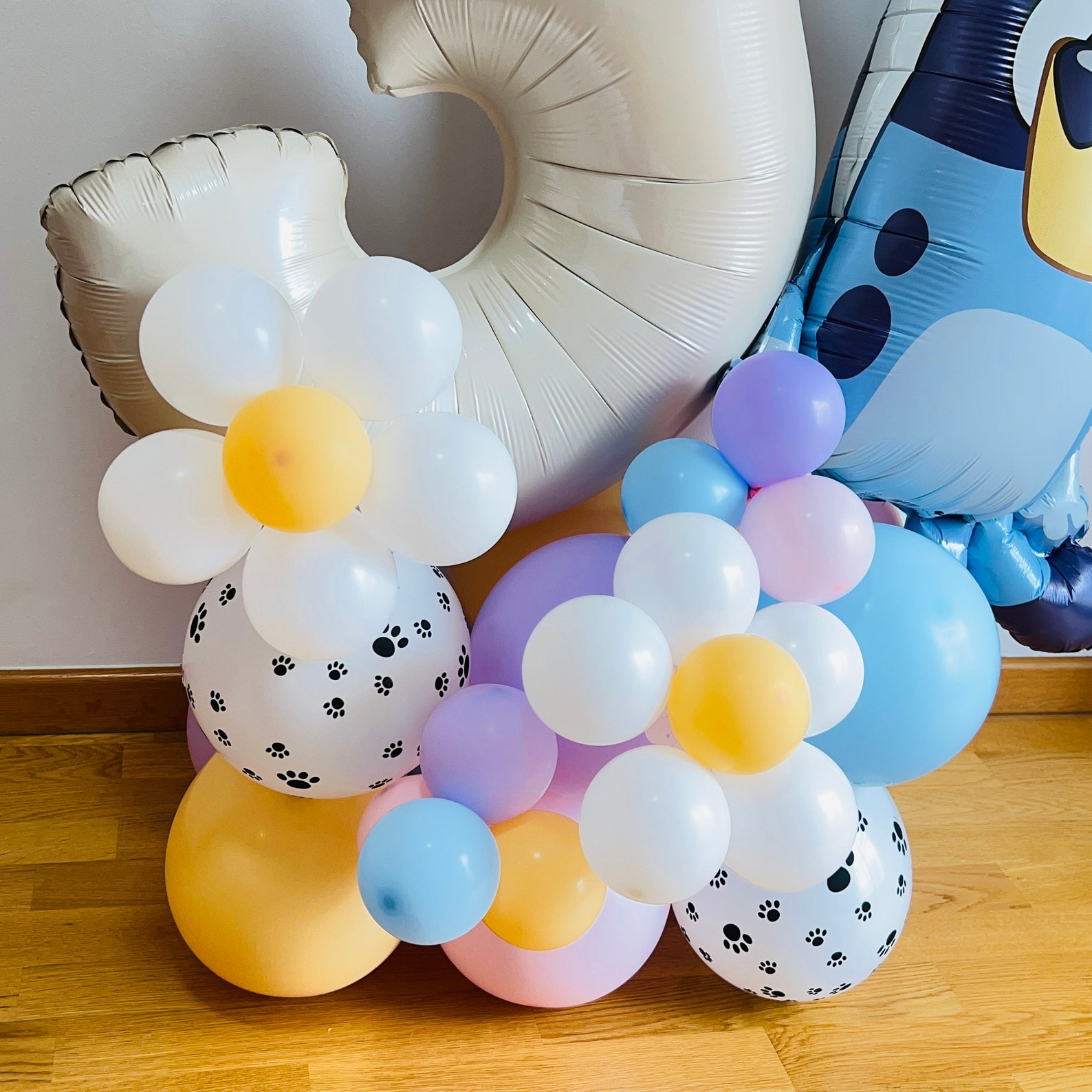 DIY Bluey Balloon Sculpture Bluey Birthday Decorations Bluey - Etsy Canada