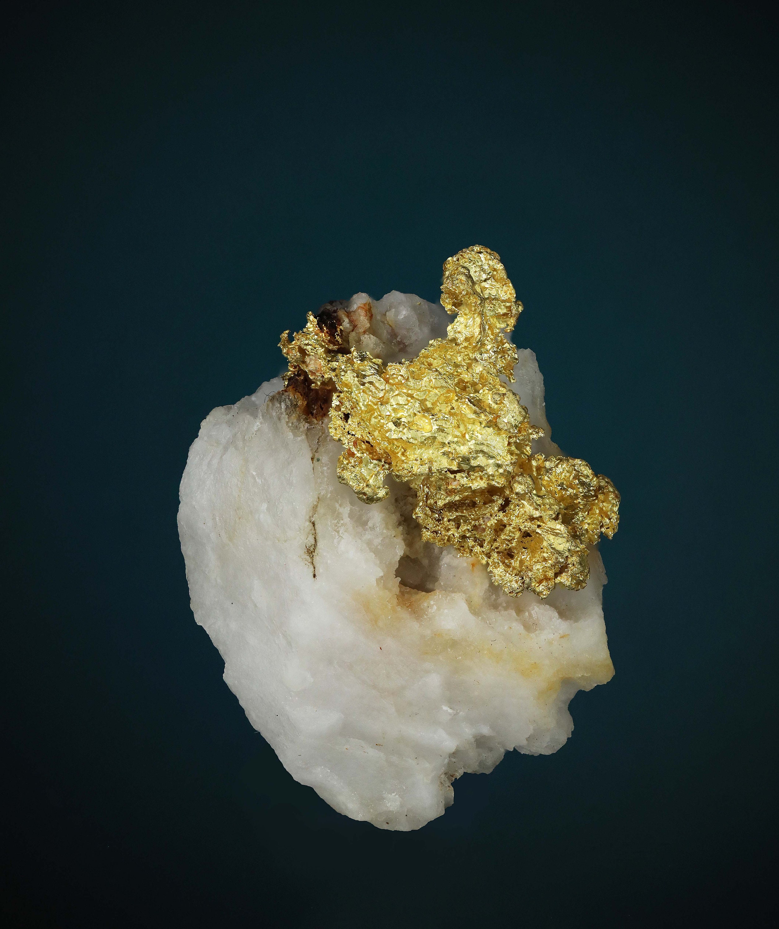 Crystallized Gold on Quartz Matrix Robust Natural Gold Specimen ...