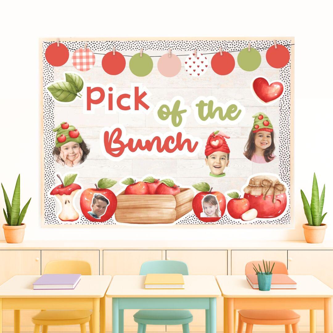 Apple Classroom Decor Kit – Bulletin Board Set, Editable Name Tags ...