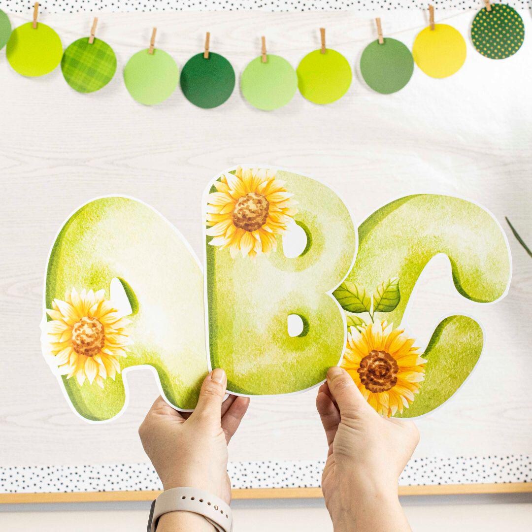 Sunflowers Lettering for Bulletin Board Titles / Classroom and Door ...