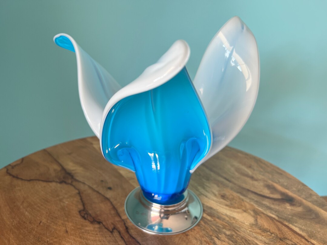 Mid Century Murano Glass Flower Centerpiece Vintage Blue & White Glass ...
