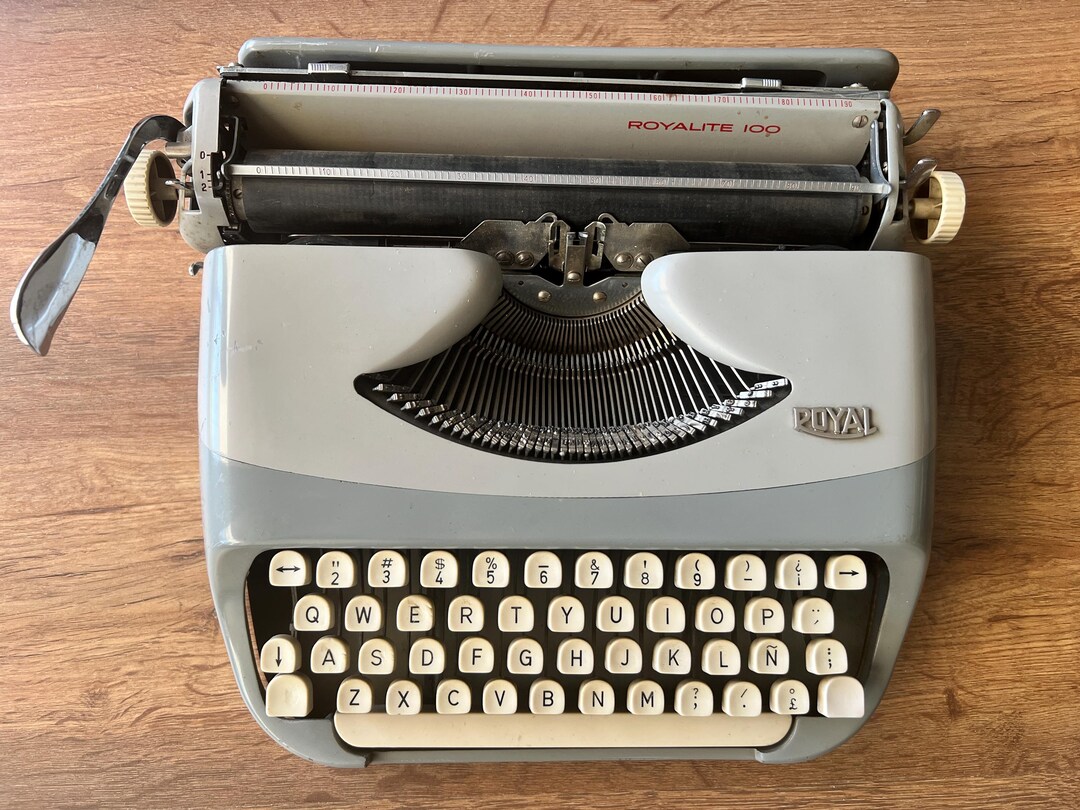 Vintage Royalite 100 Typewriter - QWERTY Keyboard, Mid Century Modern ...