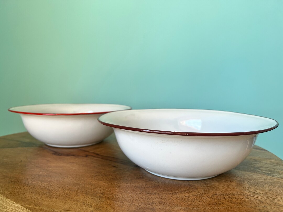 Vintage EGSA Ceramic Basins With Red and Blue Trim - Set of 2 ...