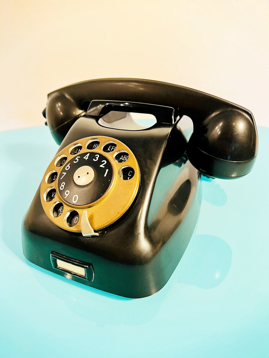 Vintage 1950s German Bakelite Telephone With Alphanumeric Keypad ...