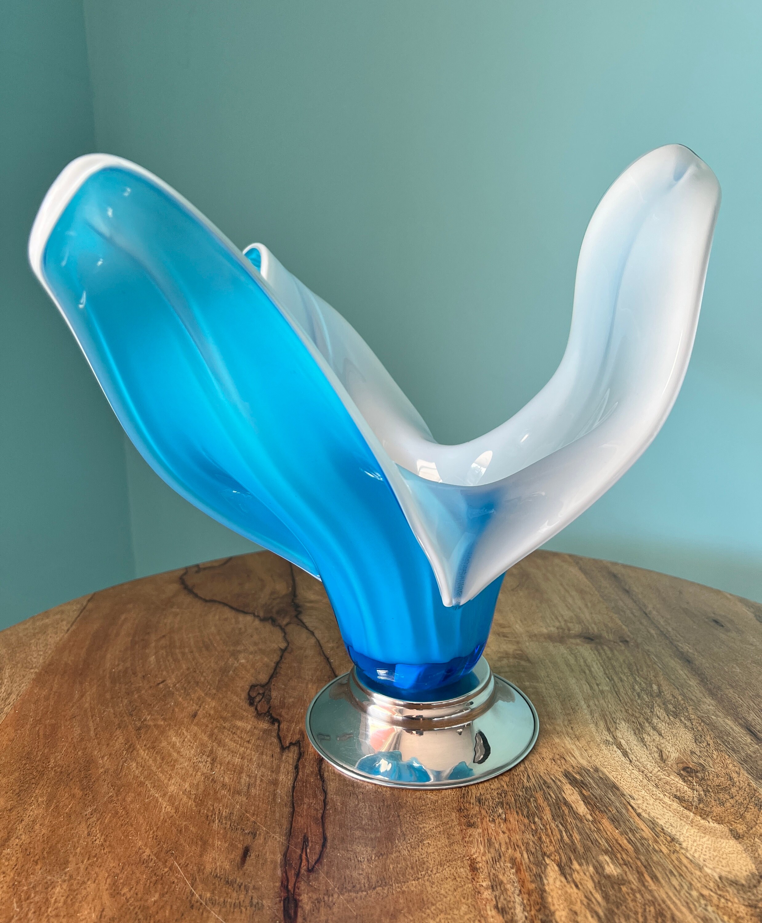 Mid Century Murano Glass Flower Centerpiece Vintage Blue & White Glass ...