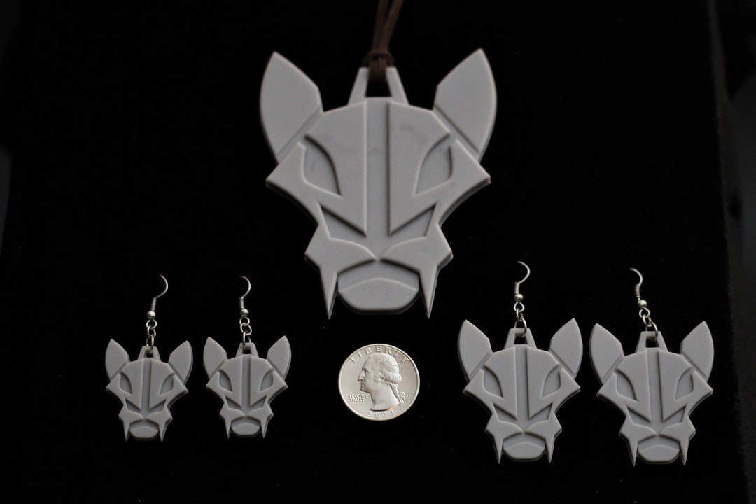 Clan Eldar Pendant and Earrings Outer Rim Overstock 3d Printed Props ...