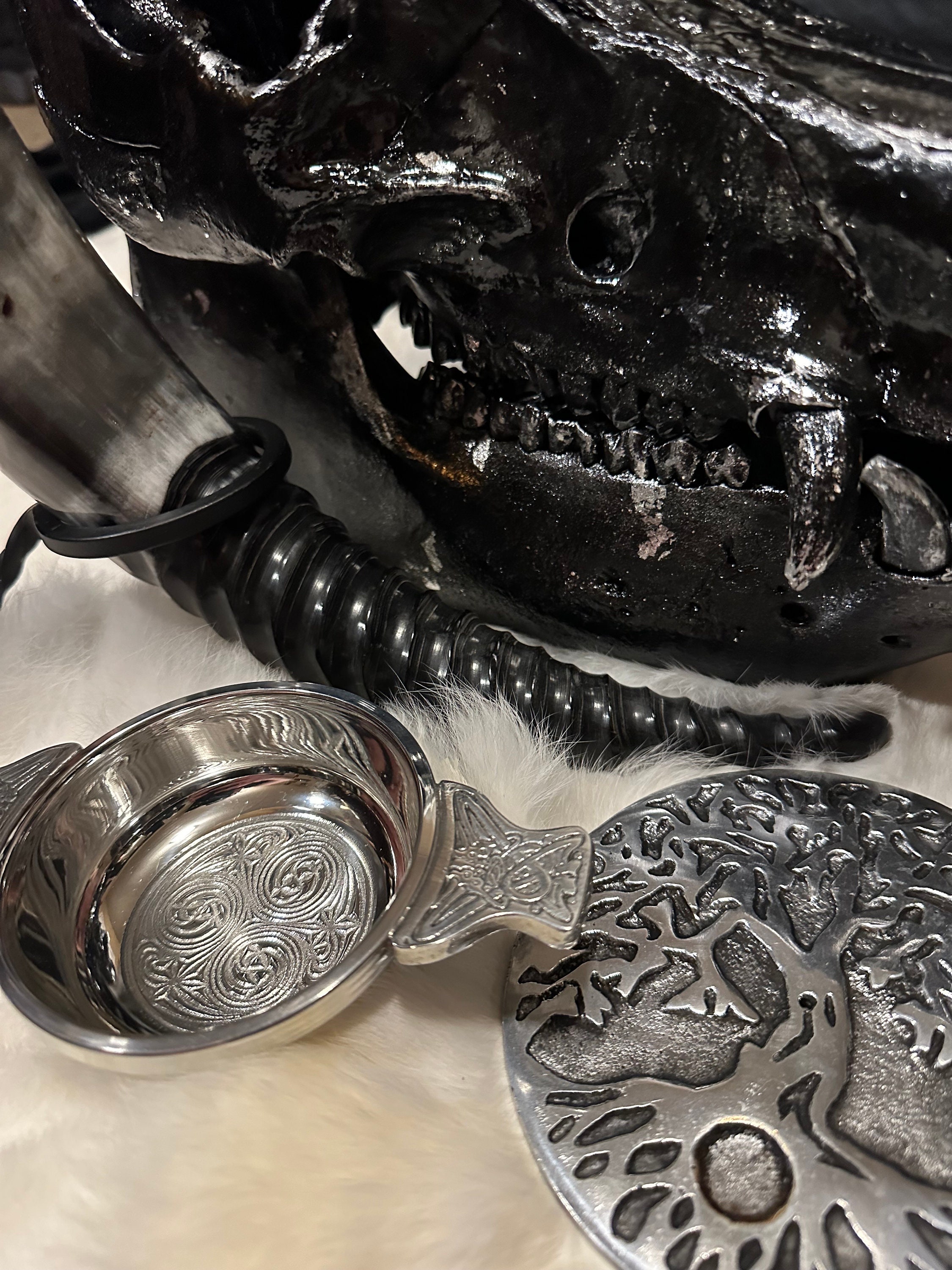 Feeding Saehrimnir Ritual - Etsy