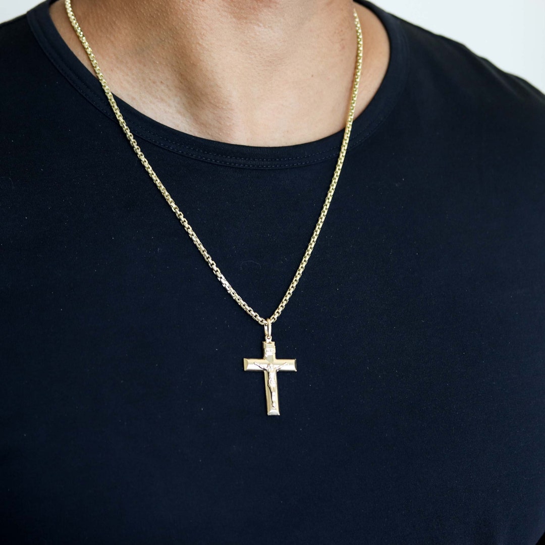 Gold Cross Necklace for Men, Crucifix Necklace Chain, Mens Crucifix ...