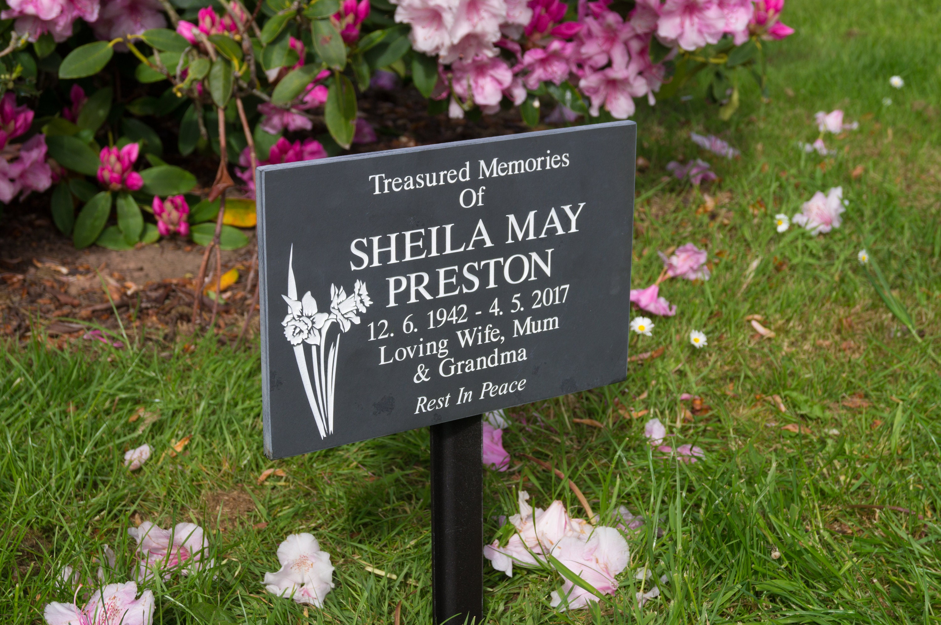 Free Standing Memorial Plaque on Metal Stake 20cm X 30cm, Handmade ...