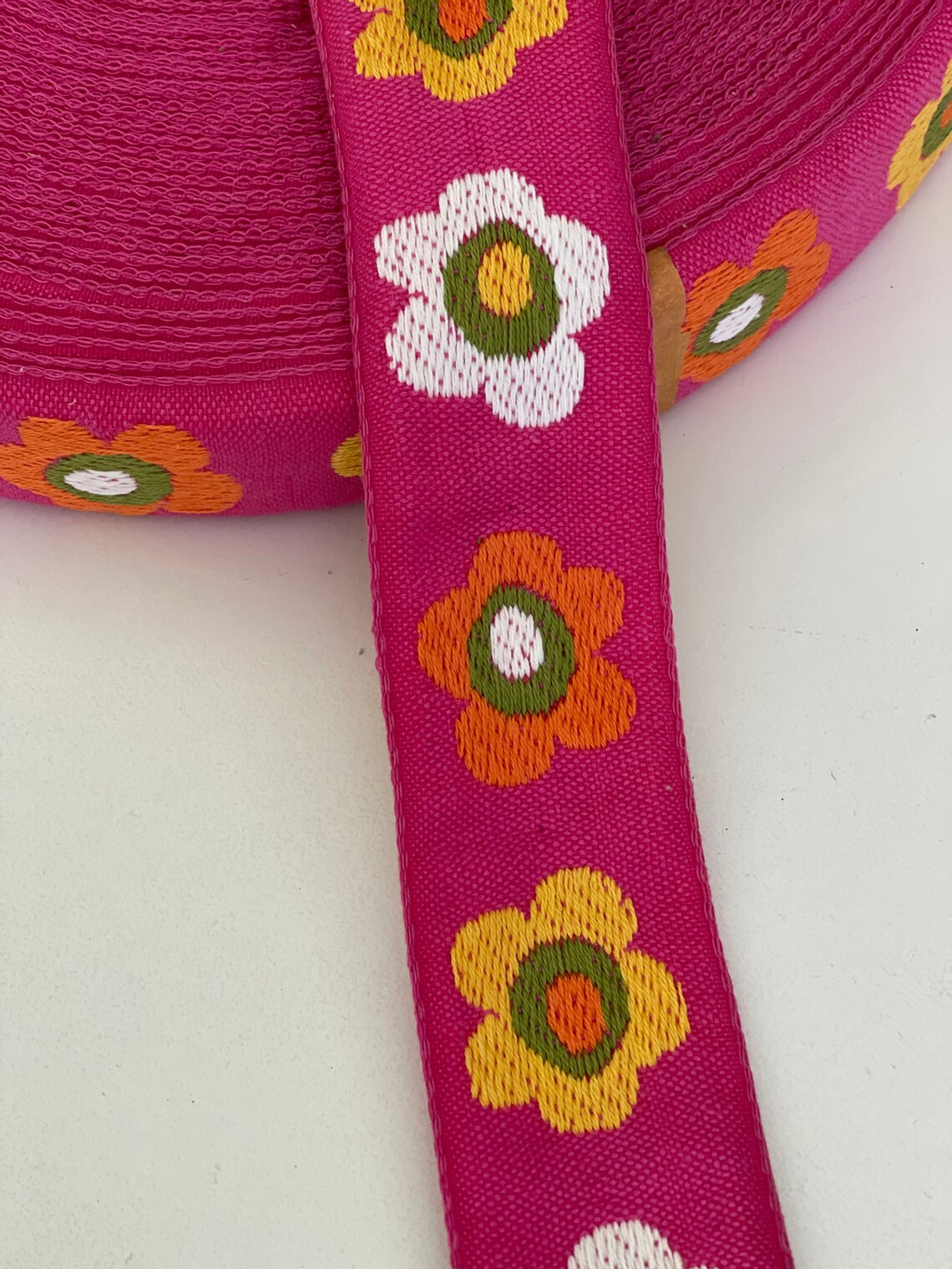 1 3/4 Vintage Floral Big Groovy Daisy Woven Jacquard - Etsy