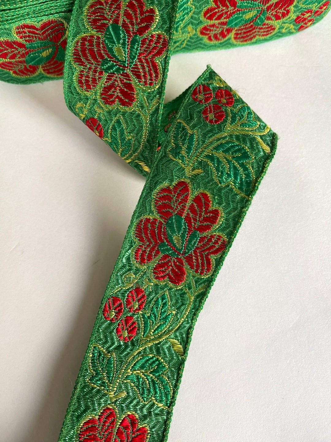 1 1/2 VINTAGE Woven Brocade Raised Embroidered Jacquard - Etsy