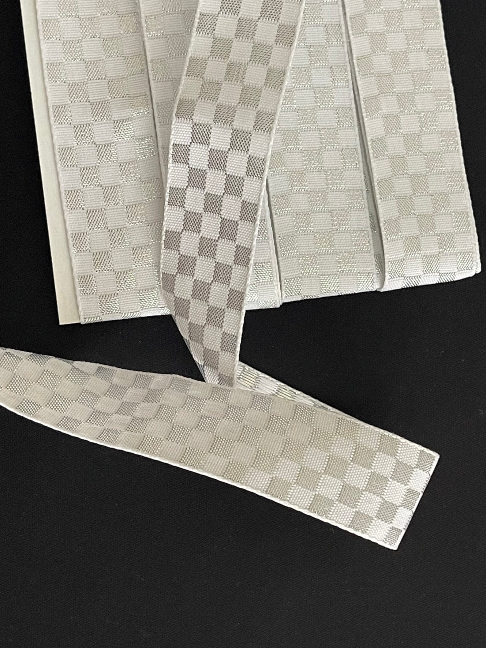 Vintage Metallic Checkered Silver Metallic Jacquard White Woven Checks ...