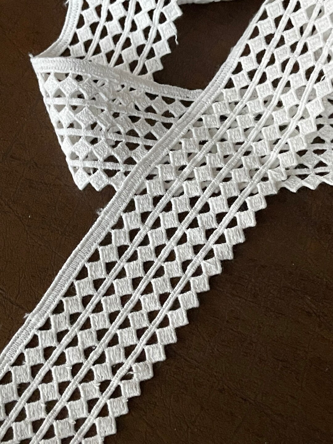 Geometric Venise Lace, Mini Diamonds Geometric Venise Diamond Drops ...