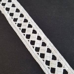 1" Wide Geometric Cut Out Diamond Venise Lace, Cut Out Knit, Illusion ...