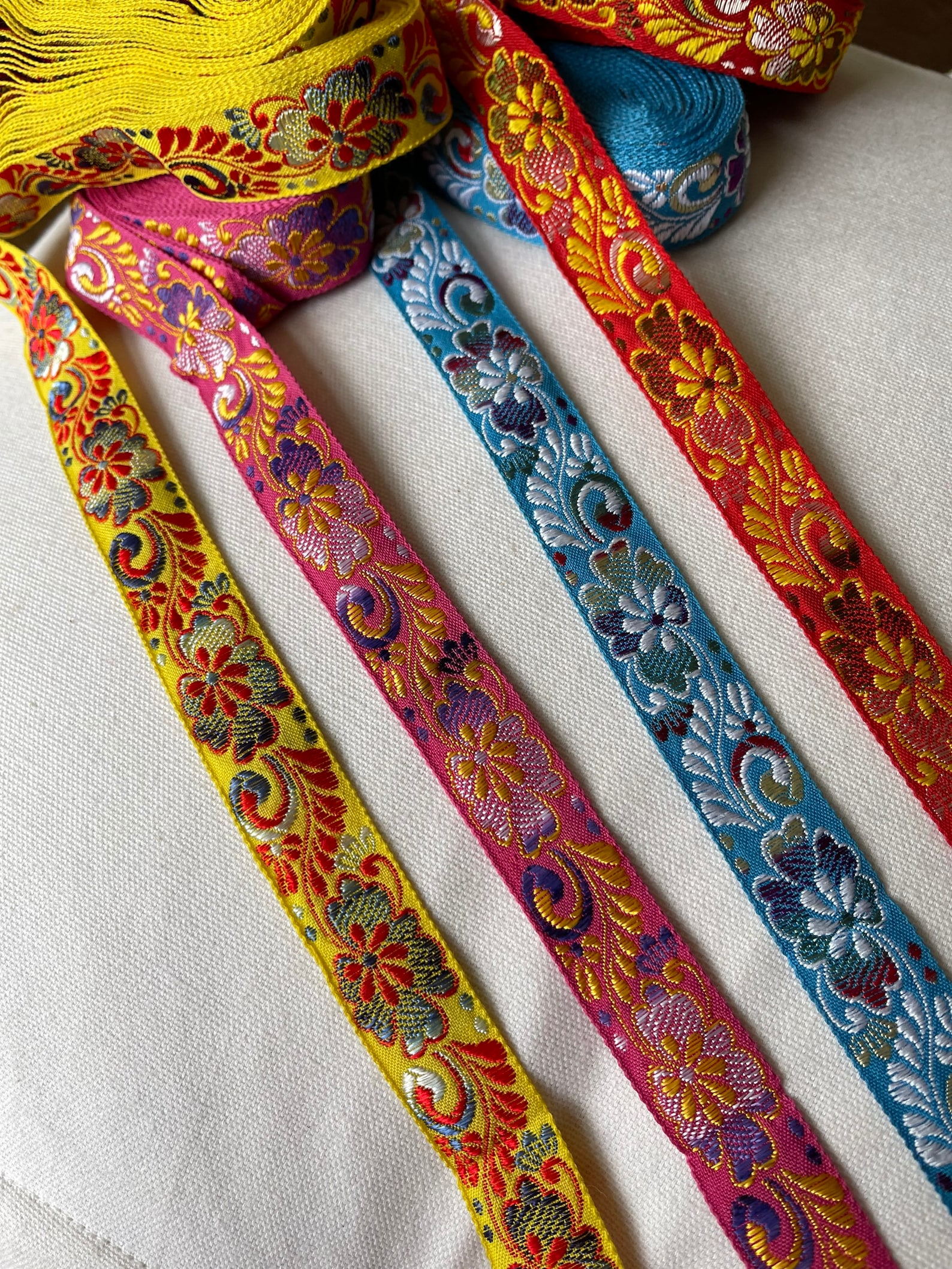 3/4 Vintage Sweet Satin Embroidered Floral Woven - Etsy