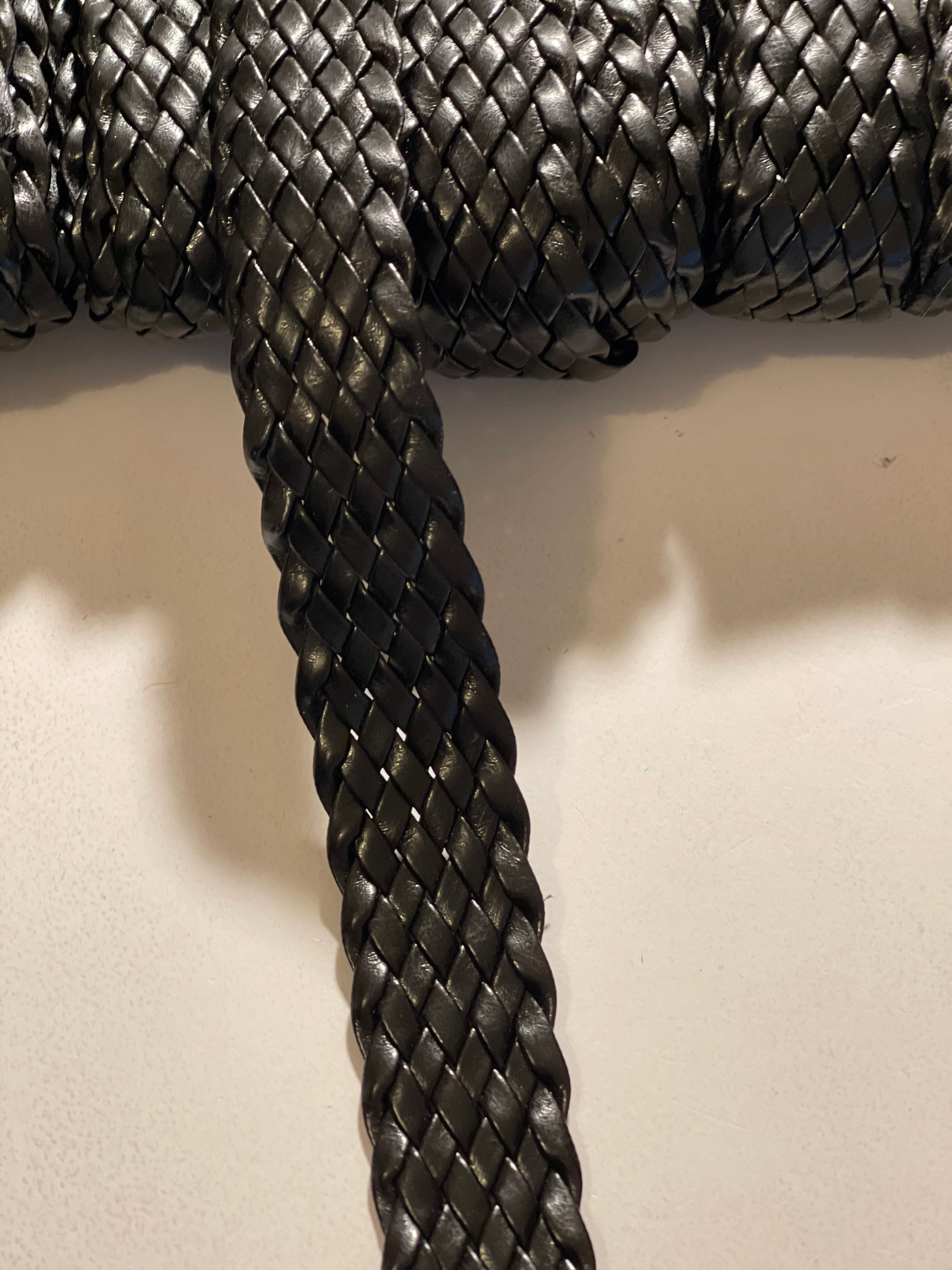 1" Pleather Patent Black Flat Platter Braid Belting, Patent Gloss ...