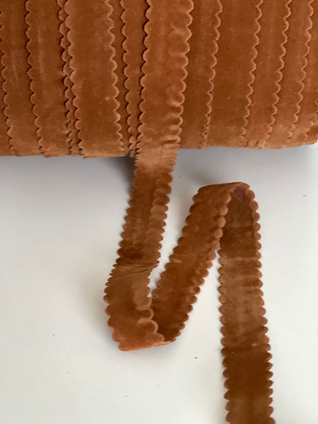 Vintage Scalloped Velvet Saddle Tan Velvet Smooth Reversible Velvet ...