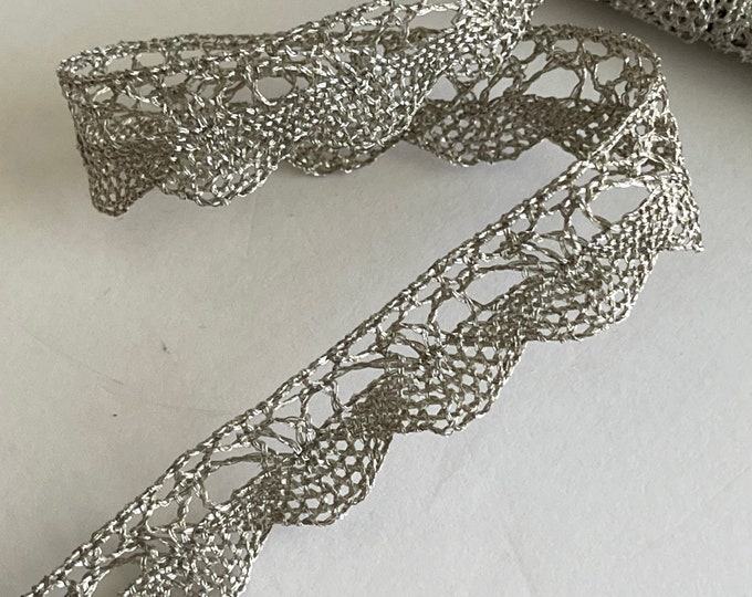16mm Antique Silver Vintage Metallic Filigree Victorian Scalloped ...