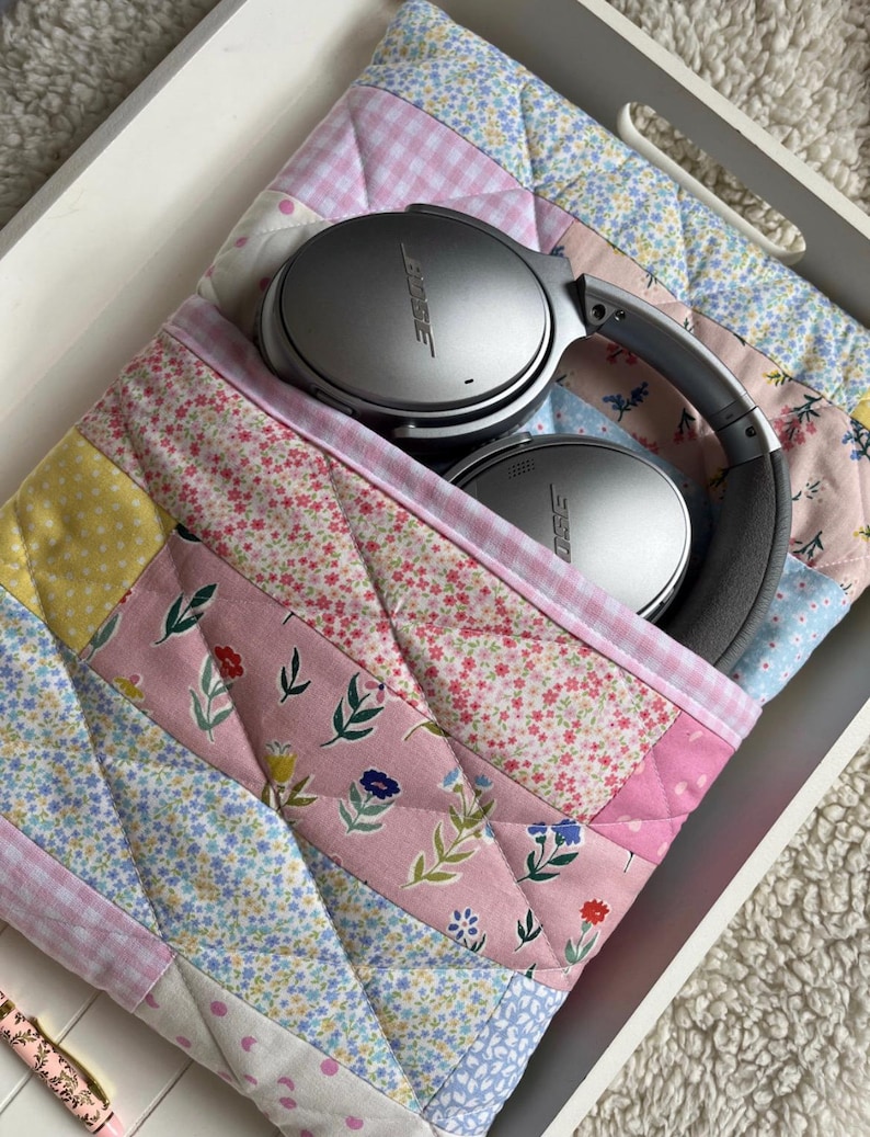 Handmade Quilted Laptop Case With Pocket – One-of-a-kind MacBook ...