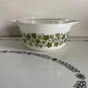 Vintage Green on White Spring Blossom Pyrex Cinderella Casserole Dish ...