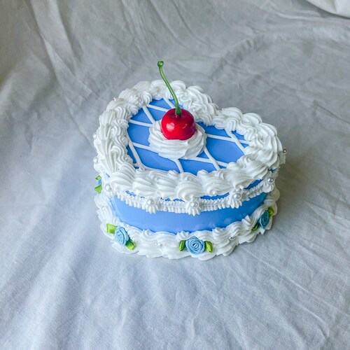 Fake Cake Heart Storage Box - Etsy UK