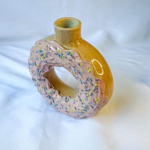 Ceramic Donut Vase - Etsy