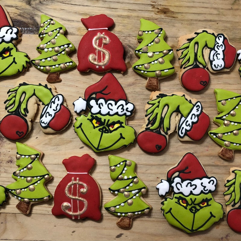 Grinch Cookie Cutter - Etsy