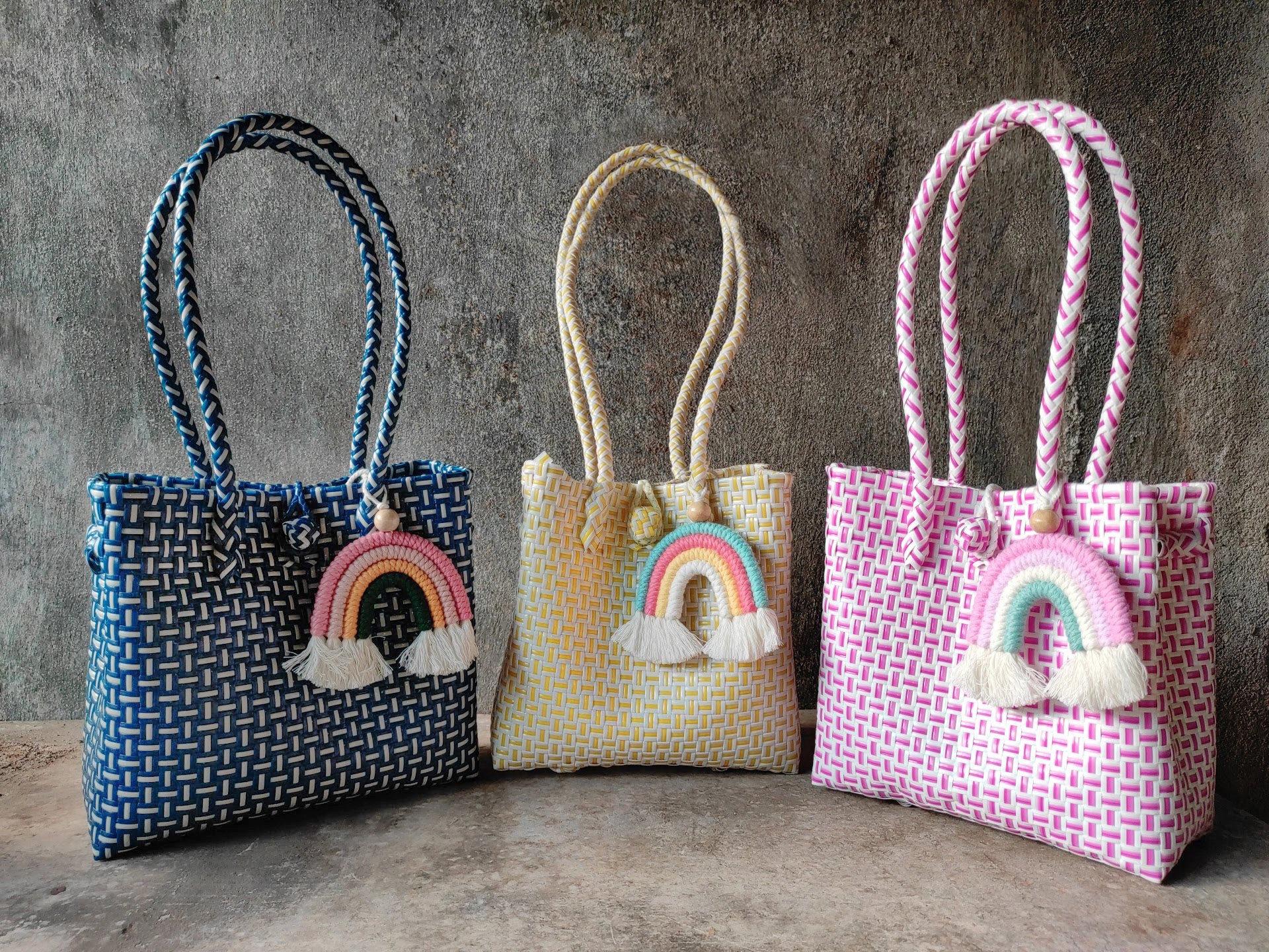 Pictures Of Purses Made Of Plastic Bags