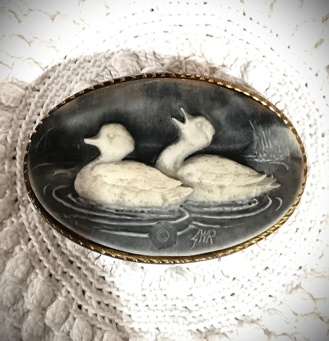 Hand Carved Incolay Stone Belt Buckle: Waterbirds, Signed WR - Etsy