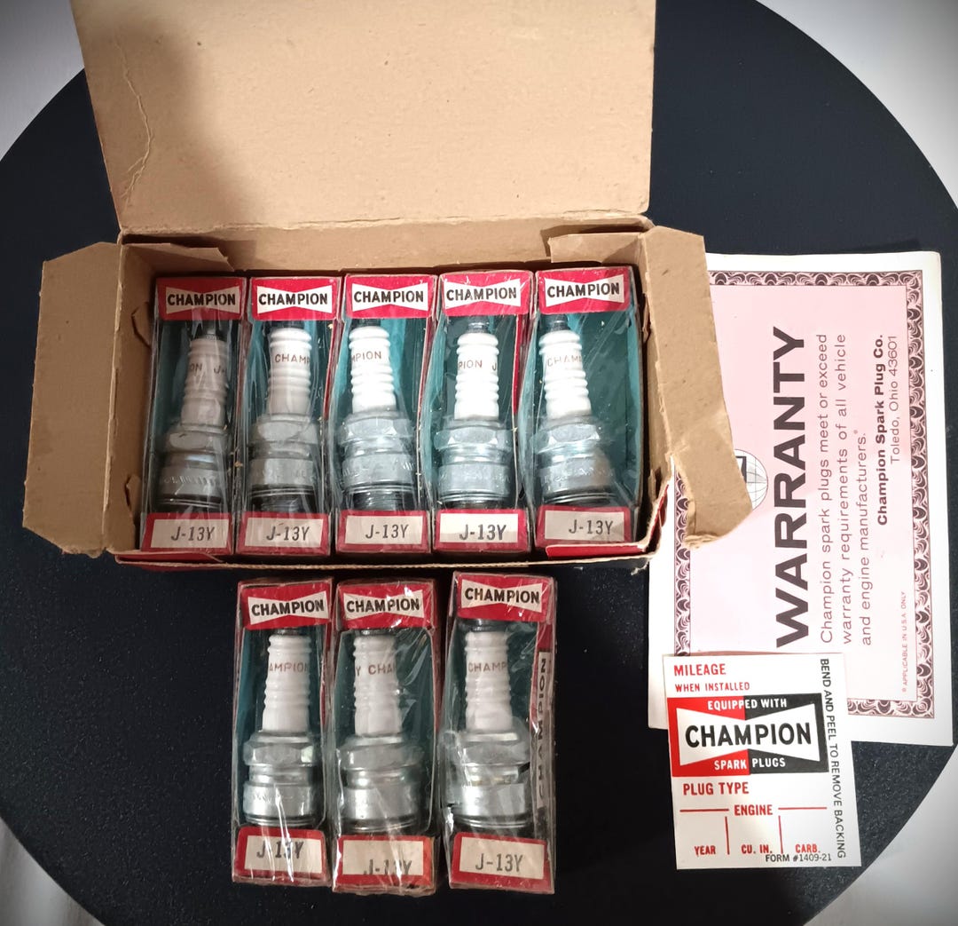 Champion Vintage Spark Plugs 8 New in Boxes J-13Y U.S.A. Made - Etsy