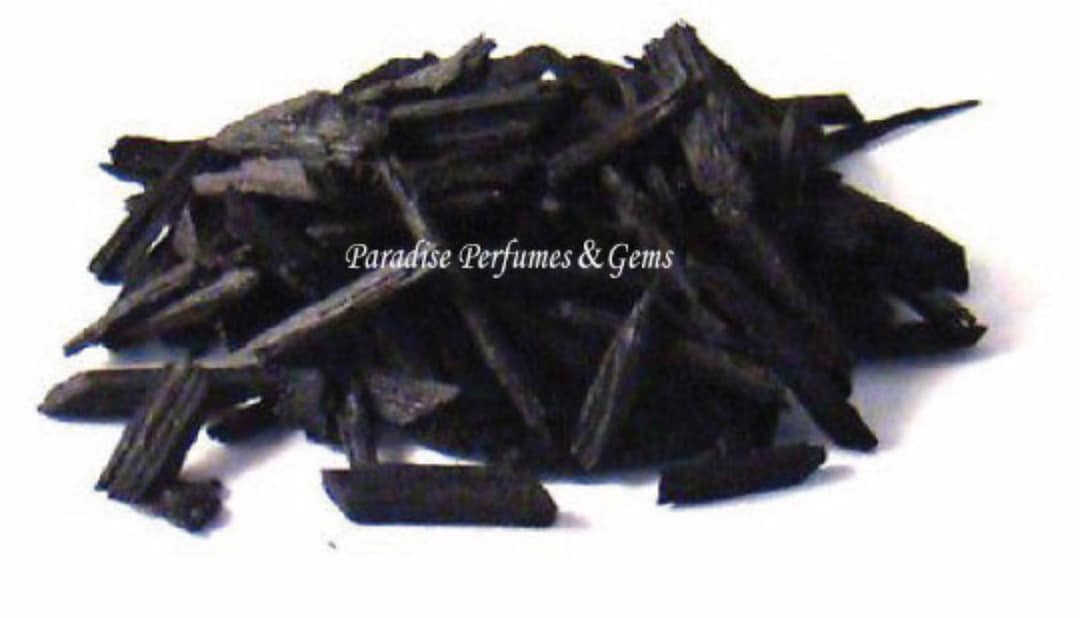 Sacred Love Bakhoor: Musk Oud Rose Patchouli Arabian Incense - Etsy