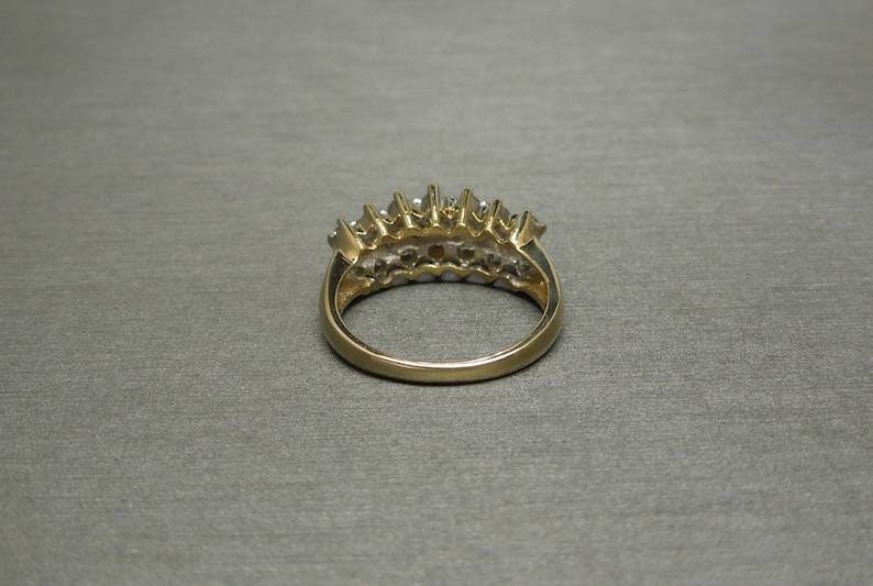 10k Gold Vintage Diamond Pyramid Ring - Etsy