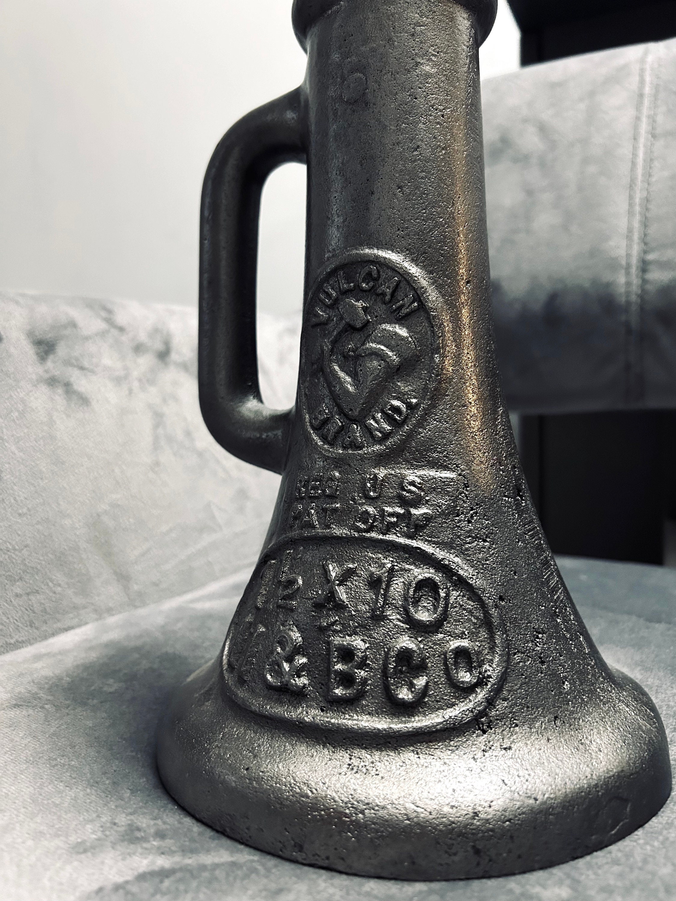 MADE in USA. Vintage VULCAN Brand. House Barn Screw Jack. 13" H. Reg. U ...