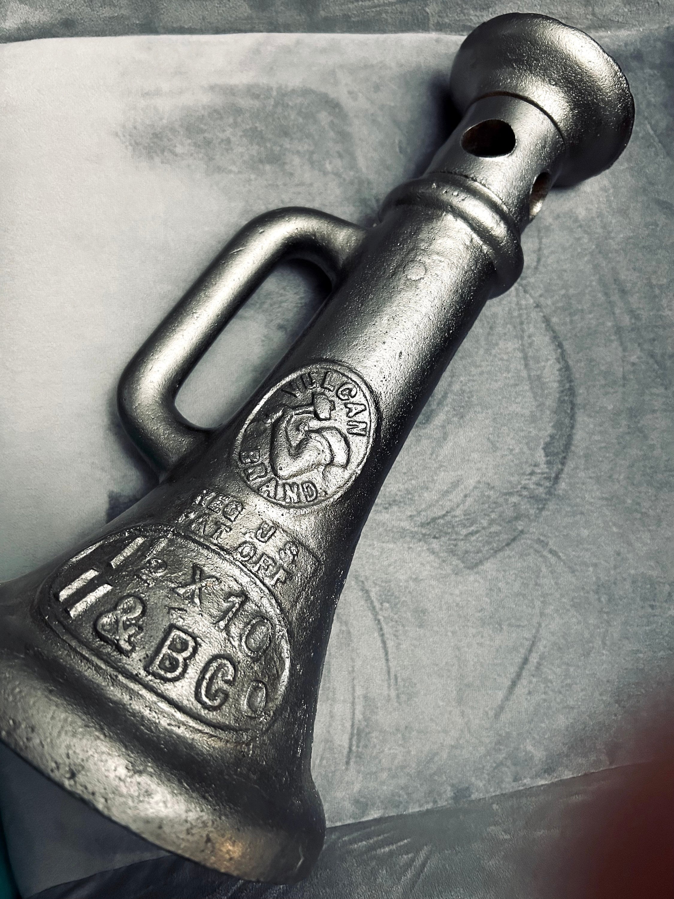 MADE in USA. Vintage VULCAN Brand. House Barn Screw Jack. 13" H. Reg. U ...