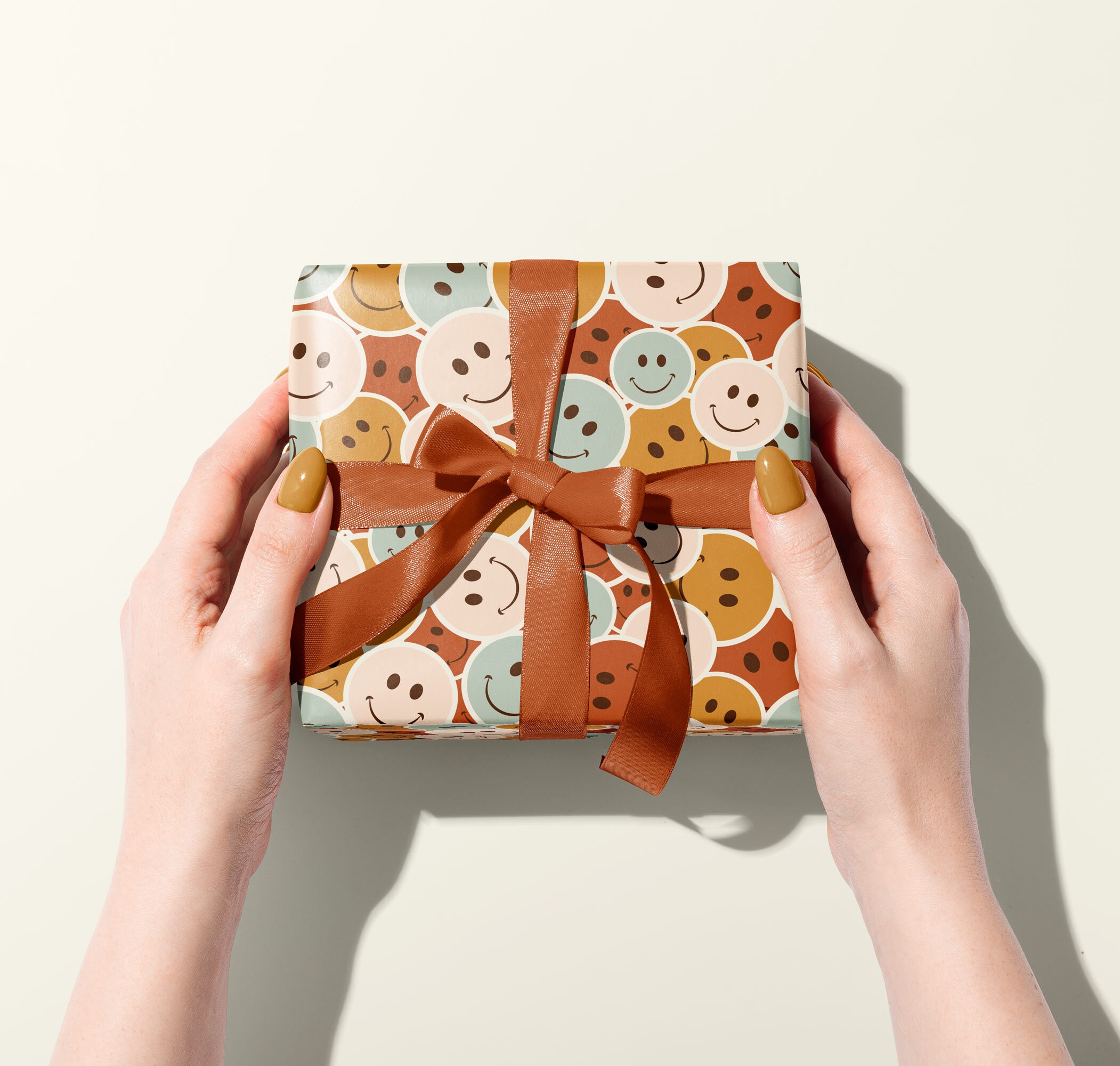 GROOVY RETRO, Retro Happy Face Seamless Pattern, Smile Face Retro ...