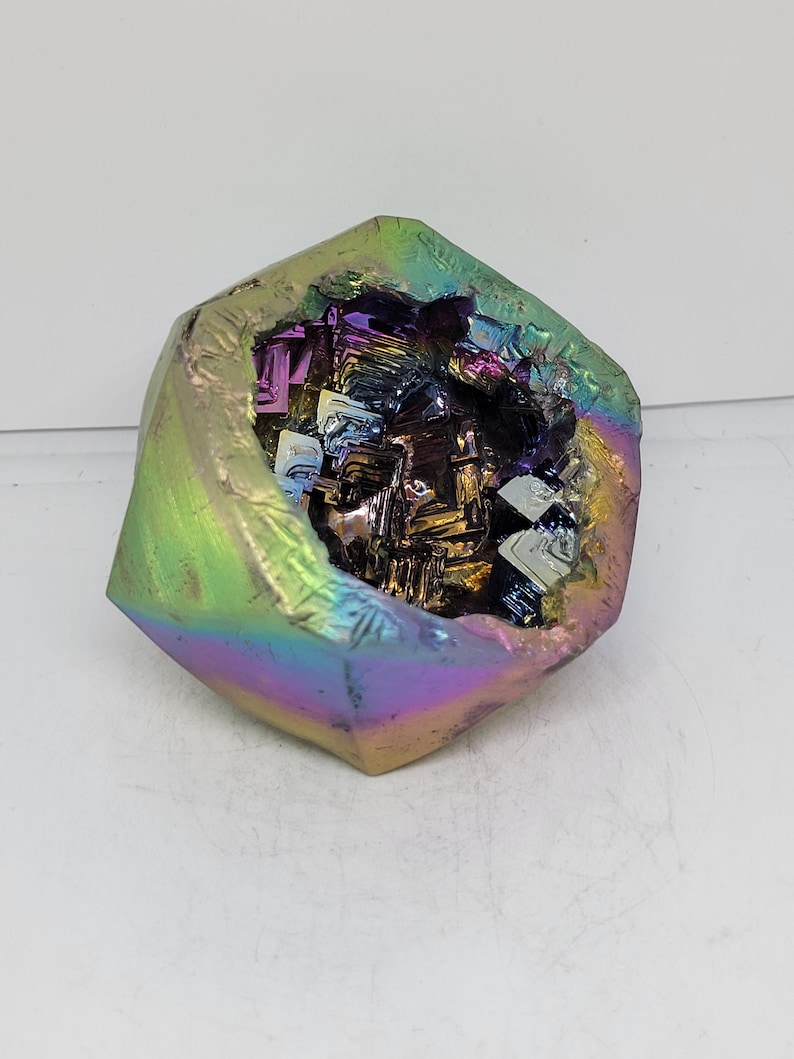 Bismuth 717g Rainbow Icosahedron Crystal Geode - Etsy
