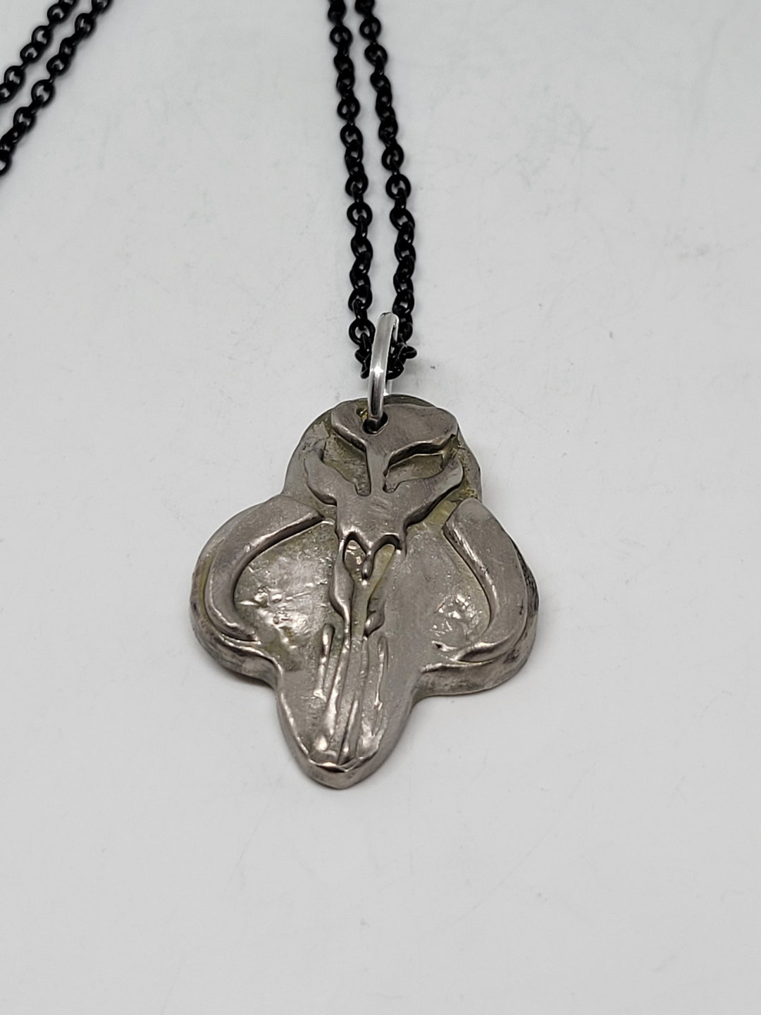 Bismuth Mandalorian Mythosaur Necklace 51g - Etsy