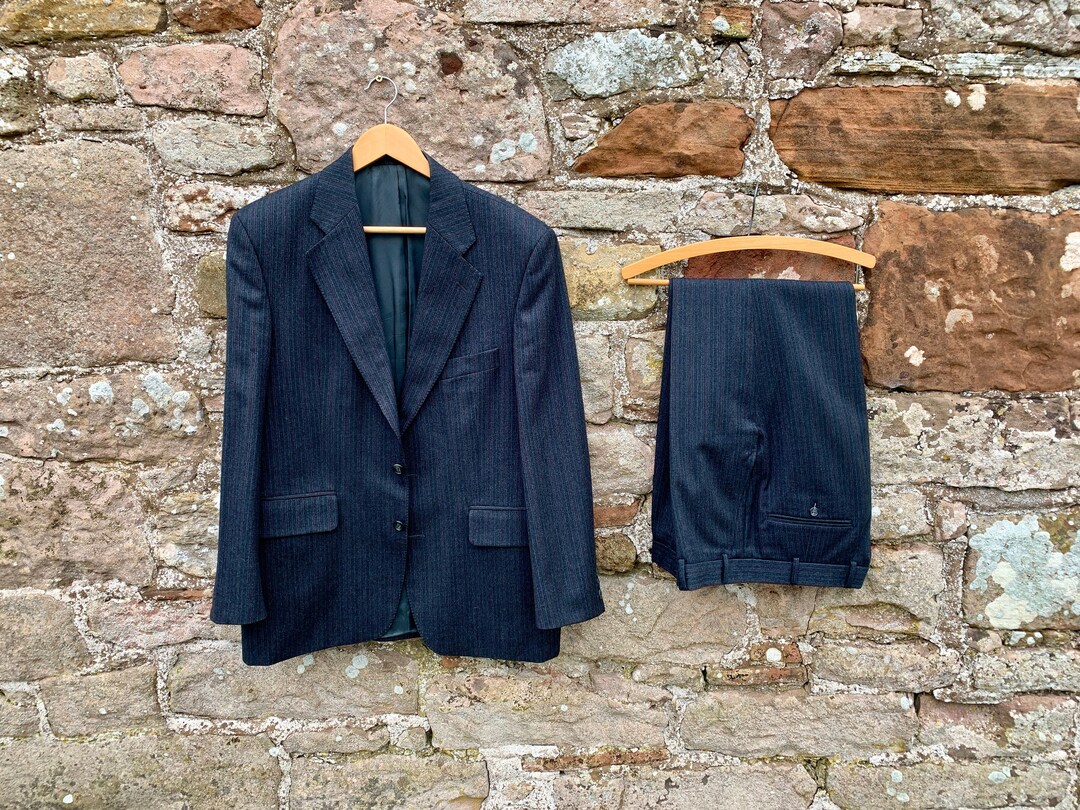 Vintage ENGLISH SUIT - A Stunning High Quality Vintage 2 Piece Single ...